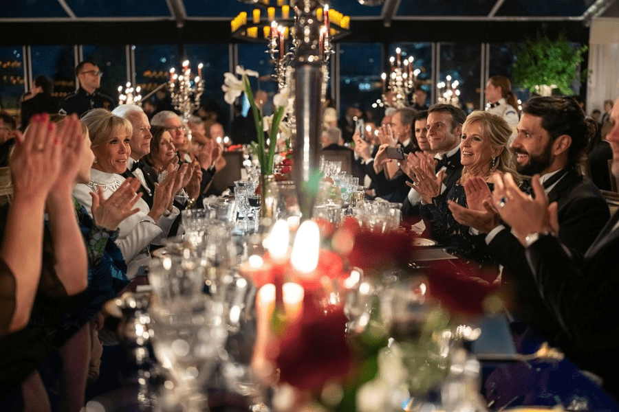 What to Wear to a Dinner Party: Your Ultimate Guide to a Stylish Outfit ...